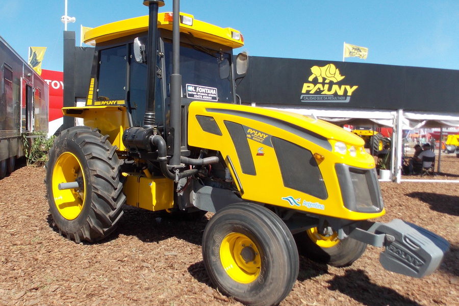 Tractor Pauny 250C - Maquinac