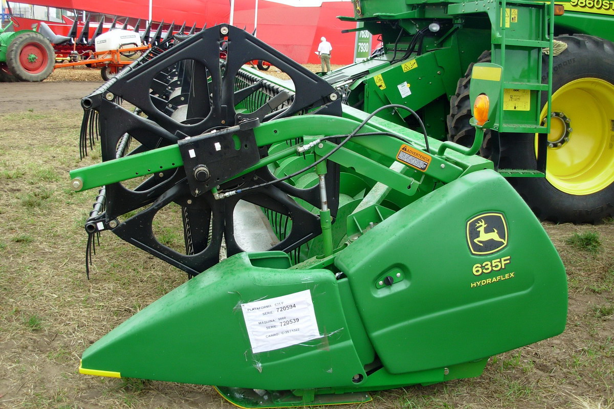 Plataforma John Deere 600F - Maquinac