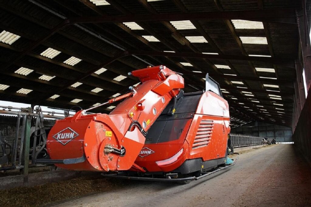 Kuhn lanza en Europa el mixer robot Aura - Maquinac